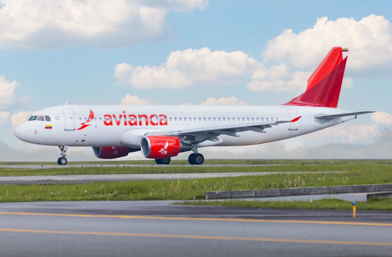 Avianca alerta a sus usuarios por fraudes que piden pagos no ...