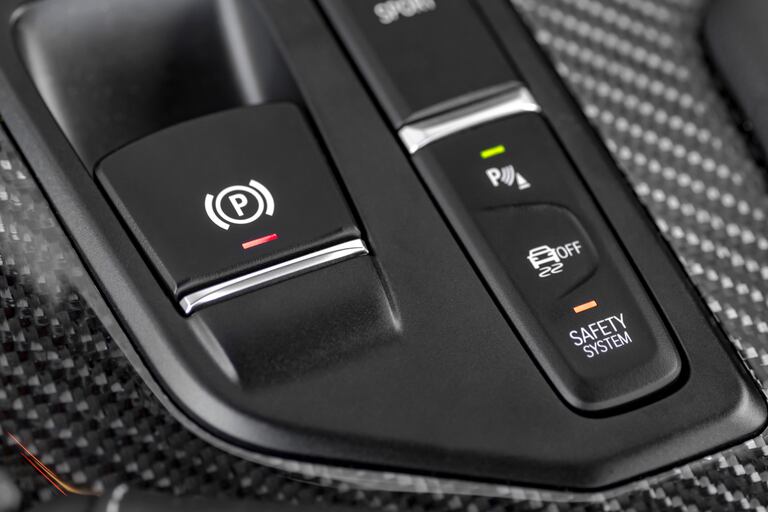 Auto Hold, el botón que ahora traen los carros y que muchos confunden ...